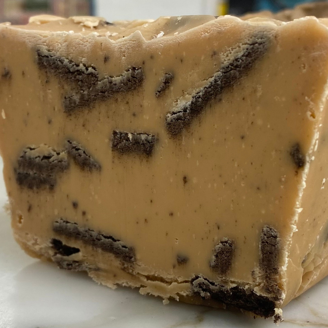 Cookies & Cream Fudge (1 Pound) – George's Candies